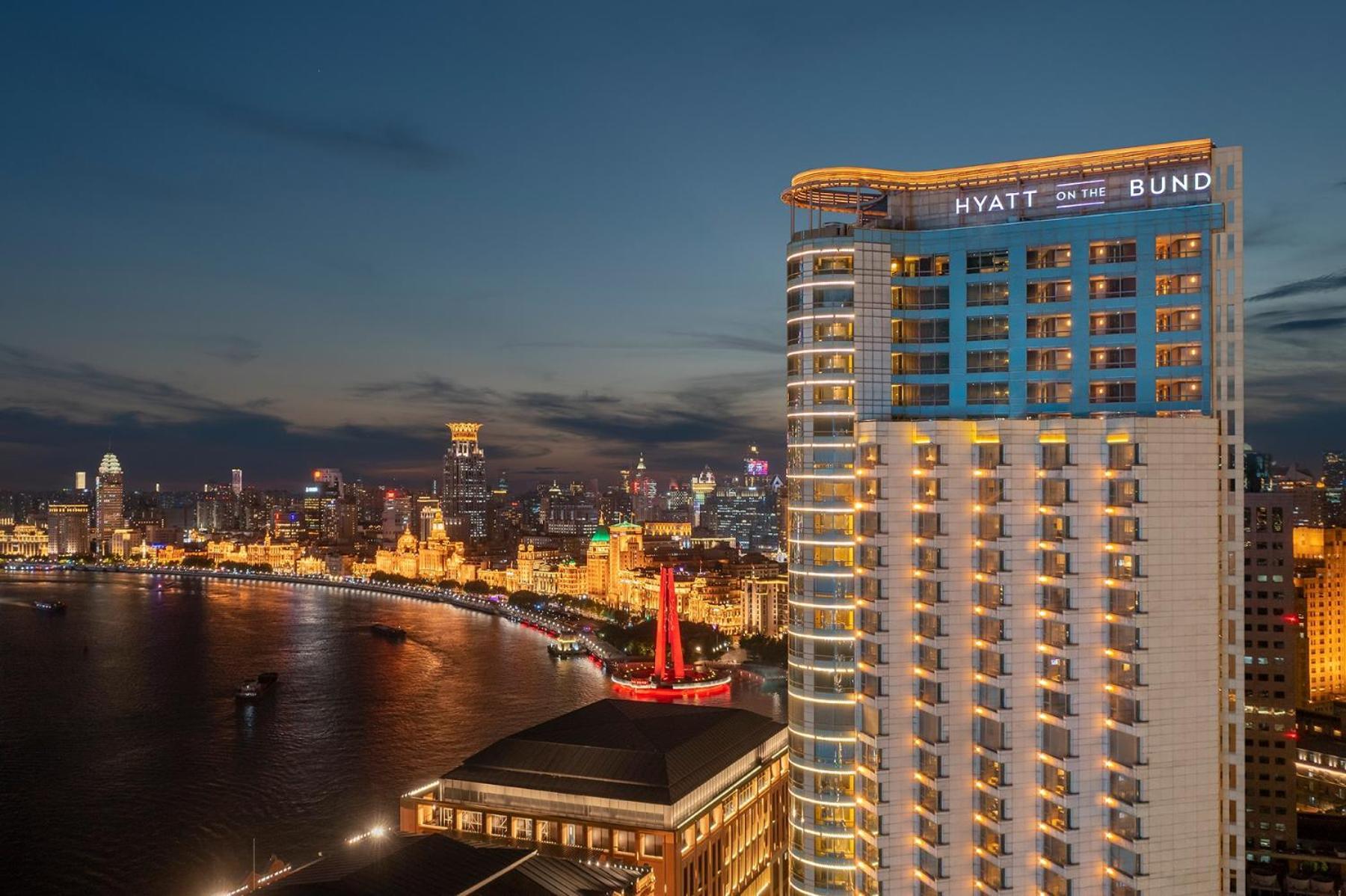 HOTEL HYATT ON THE BUND | ⋆⋆⋆⋆⋆ | SHANGHAI, CHINA | SEASON DEALS FROM $125